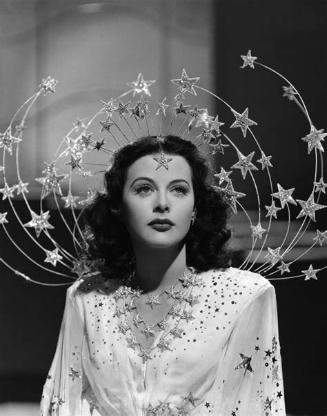 Hedy Lamarr La Mujer Más Hermosa En La Historia Del Cine Que Creó El Wifi