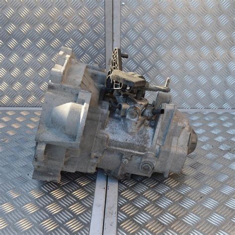 Manual Gearbox Vw Golf Vi 5k1 1 4 Tsi Vw Mcb B Parts