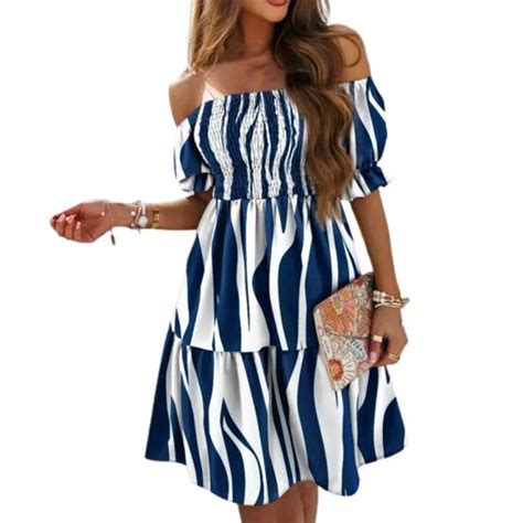 Купити Міні сукня з короткими рукавами та еластичними швами на грудях із рюшами та краваткою з