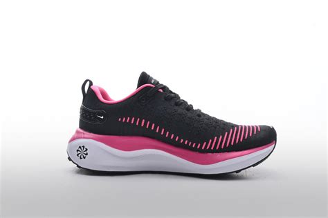 耐克瑞亚无限四代 Nike React Invincible Run Flyknit 4 网面轻量泡棉跑步鞋 哔哩哔哩