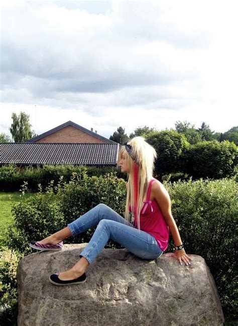 Kelly Louise Killjoy Glam Fashion Hair Style