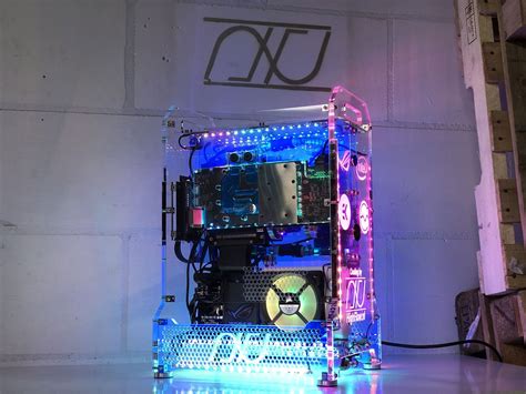 Portable Mini Itx System From Acrylic Buildsgg