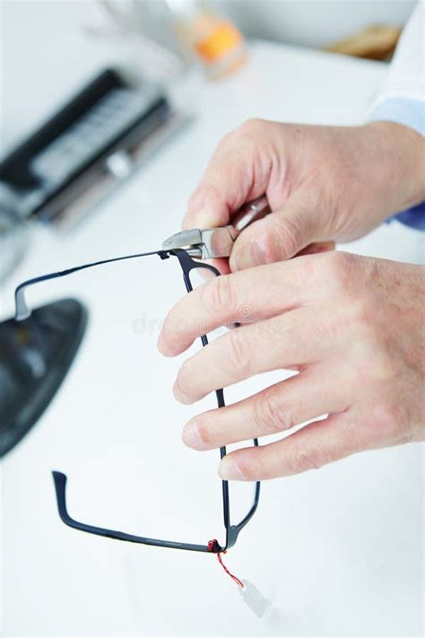 Optician Fixing Glasses Stock Image Image Of Repair 31015349
