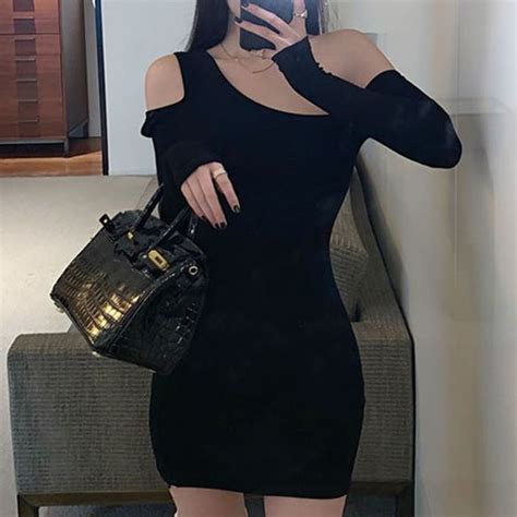 데일리나인 무료배송 Dnyne 몸매착시미니원피스 오프숄더 클럽파티복