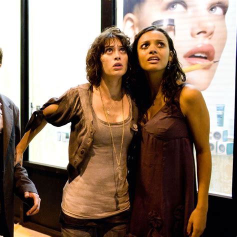 The Stunning Transformation Of Lizzy Caplan