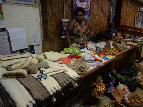 Rede De Economia Solidária E Feministaredes E Sustentabilidade Para O