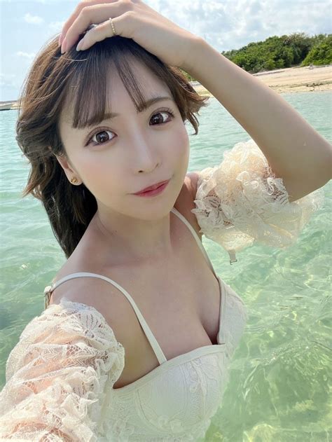 小那海あや Onami Aya 小那海あや Onami Aya A Small World Sakiby