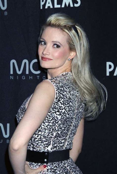 Holly Madison Cleavage Photos And Sex Tape And Hot Photos Collection Meet