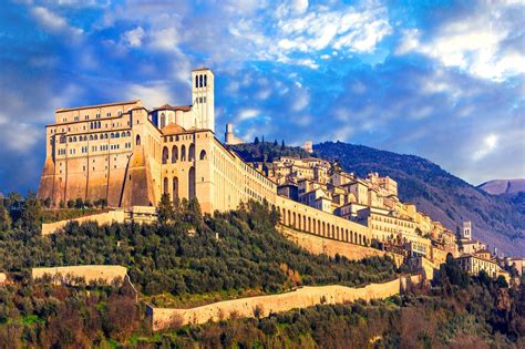 Trekking In Assisi On The Trail Of St Francis Exploring Umbria