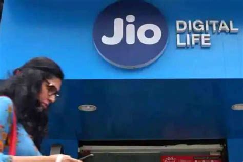 Jio Q4 Result चौथी तिमाही में 154 फीसदी बढ़कर 4173 करोड़ पहुंचा नेट