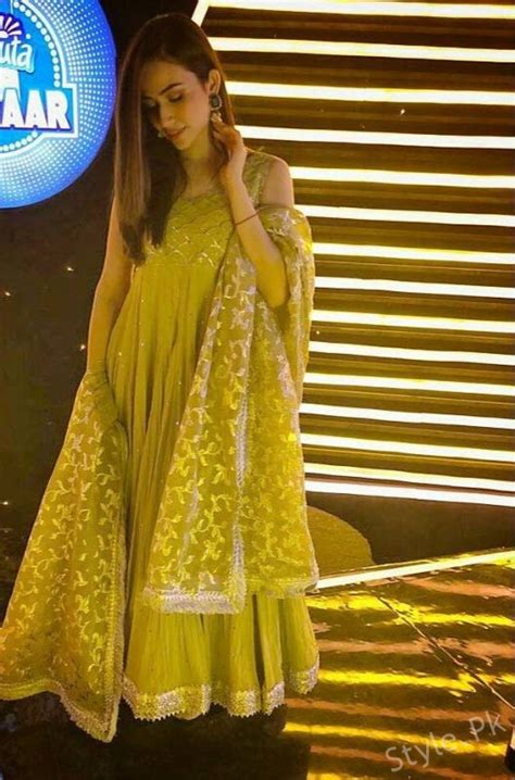 Gorgeous Sana Javed Spotted At Recent Event Pakistani Actresses