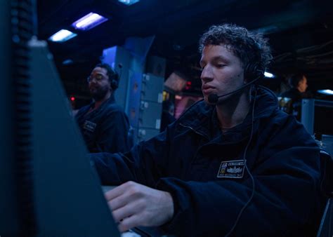 DVIDS Images Sailors Stand Watch Aboard USS Dewey April 9 Image 3