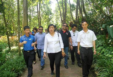 中國崛起｜張維為看菲律賓借鑑中國減貧經驗 見證國家扶貧成就改變世界 張維為