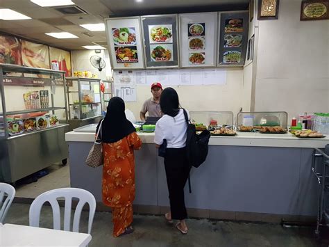 青蛙生活點滴 froggy s bits of life 印度蛋煎饼 roti telur and 马来拉茶 teh tarik hussain bistro kl wisma cosway