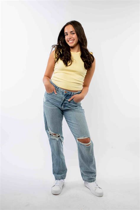 Barefoot Model Talent Agency Jasmine