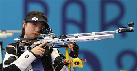 여고생 스나이퍼 반효진 여자 10m 공기소총 금메달…한국 하계올림픽 100번째 金