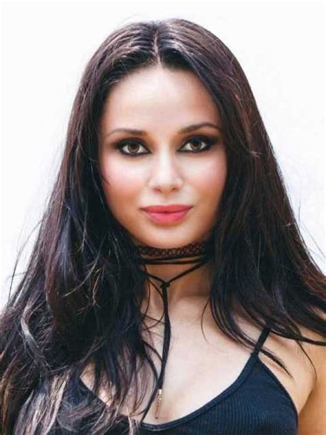 The Astonishing Crystal Rush Biography Age Height Figure Net Worth