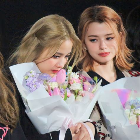 Selena Gomez Music Gap Sam E Cute Lesbian Couples Thai Drama