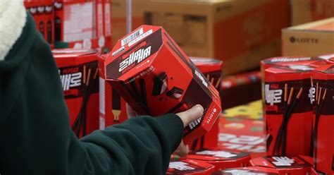 11월 편의점 대목 빼빼로데이·수능마케팅도 차분히