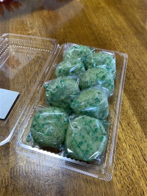 海津市平田町 和菓子屋かわしまやさんで草餅 ワジューにイジュー