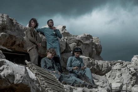 Crítica de Raised by Wolves Temporada