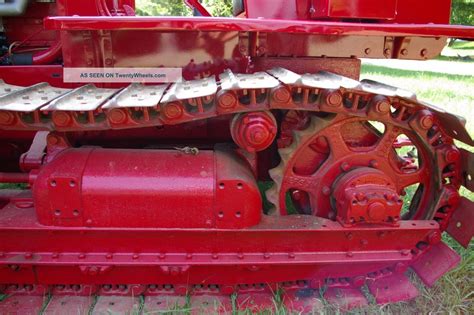 1946 International Harvester T6 Crawler Tractor