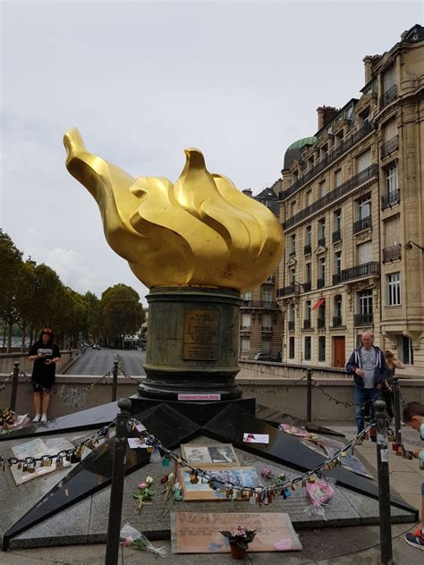 추억을 이어주는 파리의 다리② Feat 알렉상드르 3세 다리 And 알마다리and에펠탑 네이버 블로그