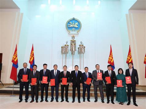 Ерөнхий сайд Л Оюун Эрдэнэ Засгийн газрын шинэ гишүүдээ томиллоо Isee Mn