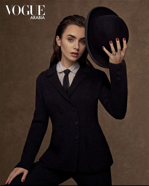 Lilly Collins