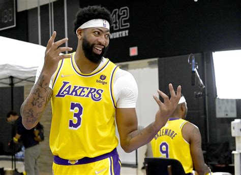 Nba Trade Rumors Lakers Have Outrageous Hope Of Landing A Superstar