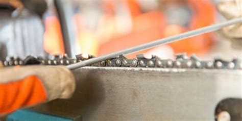 How To Sharpen A Chainsaw Backyard Mike How To Sharpen A Chainsaw Backyard Mike