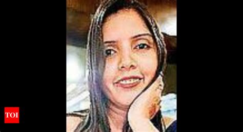 Woman Cop In Gujarats Valsad Cons 6 Of Rs 28 Lakh With Job Lure