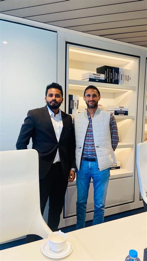 Prasoon Pal On Linkedin It Was Great Meeting Yash Today At His Office
