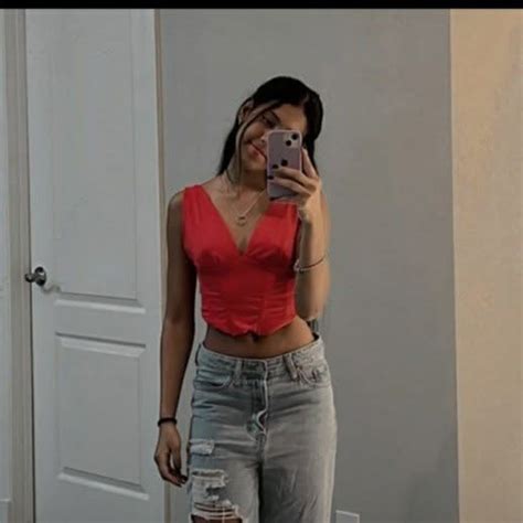 Geovanna Geovanna Kf Threads Say More