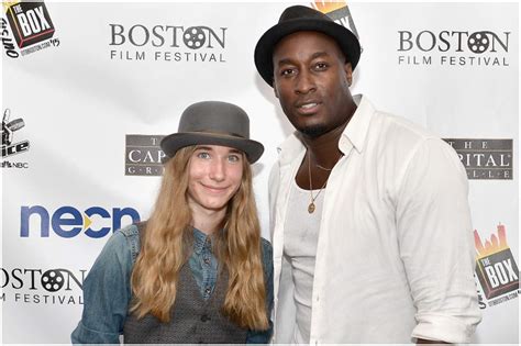Sawyer Fredericks Net Worth Girlfriend Famous People Today