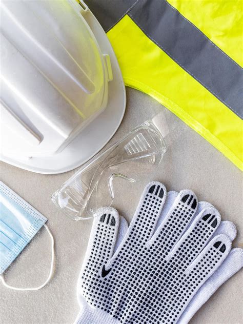 Комплексно управление по ЗБУТ на