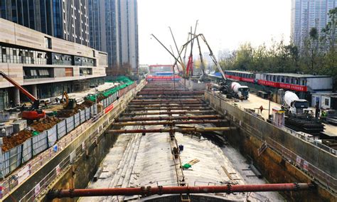 全国最大大跨度中庭无柱弧形拱顶地铁车站主体结构封顶国务院国有资产监督管理委员会