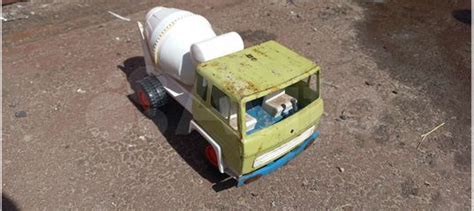Игрушка бетоновоз СССР купить в Дубне Хобби и отдых Авито