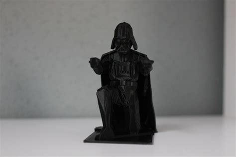 3d Printed Darth Vader Pen Holder The Customizable Dark Side Of Desk