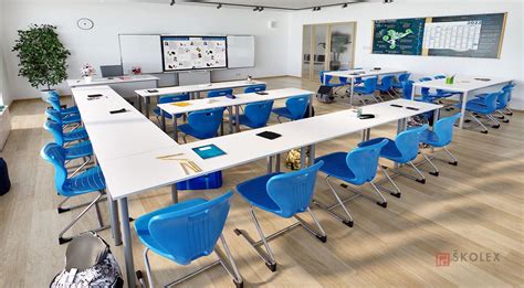 Modern Classroom 6