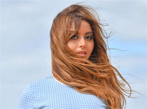 Lex Call Girl Zahia Dehar A Tenté De Mettre Fin à Ses Jours Vidéo Choc