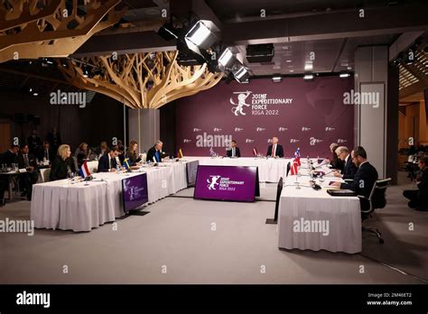 Prime Minister Rishi Sunak Centre Left Speaks During The Joint