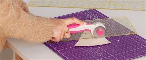 Elan Rotary Cutter For Fabric Pink Fabric Rotary Cutter Sewing Fabric Cutters As Blade Roller