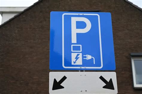 Waarom Je Toch De Handrem Moet Gebruiken Bij Een Automaat