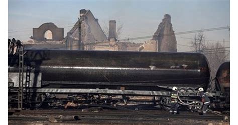 Оставиха за постоянно в ареста главния машинист на влака взривил Хитрино