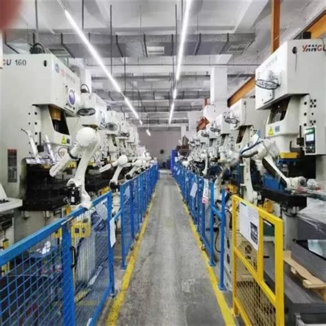 4 Axis Pallet Small Payload 4kg Industrial CNC Robot Arm Machine