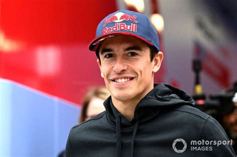 Ça Y Est Marc Márquez A Pris Le Guidon De La Ducati