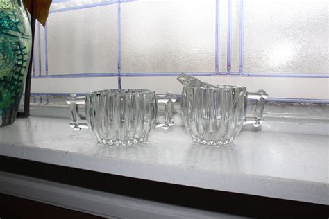 Vintage 1930s Sugar And Creamer Ribbed Glass By Jeanette