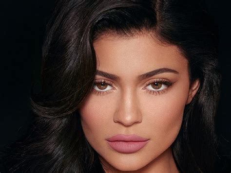 کایلی جنر تنها زن اینستاگرام با 300 میلیون فالوور شد