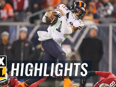 Justin Fields Carries Bears With 170 Passing Yards 97 Rushing Yards